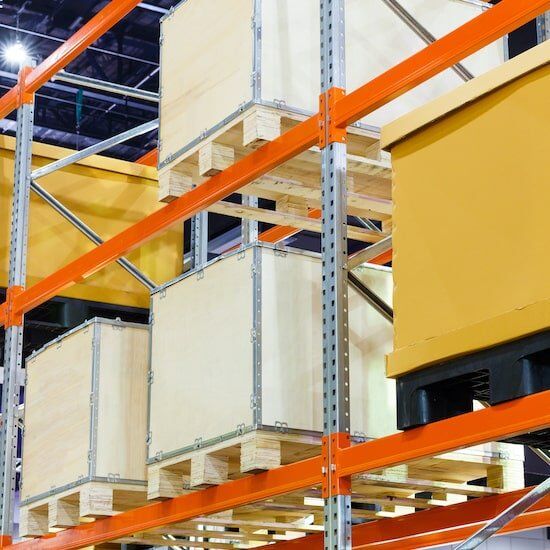 Best Guide to Pallet Racks: Optimizing Storage Space
